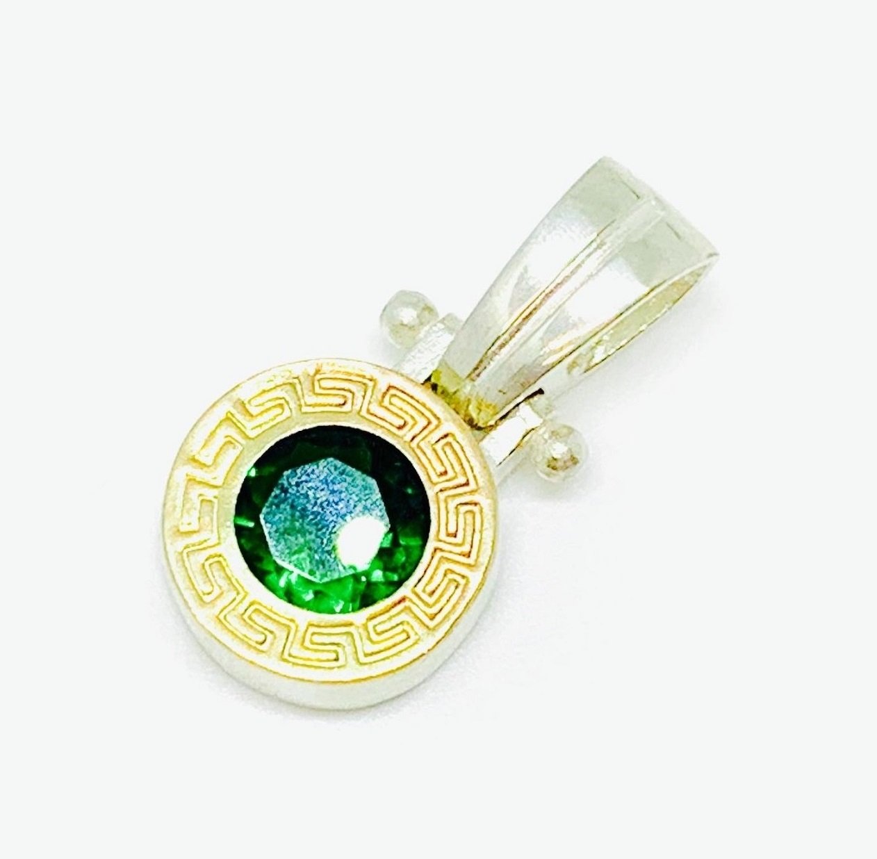 Dije Mediano Guarda Griega con Cubic Esmeralda 20mm