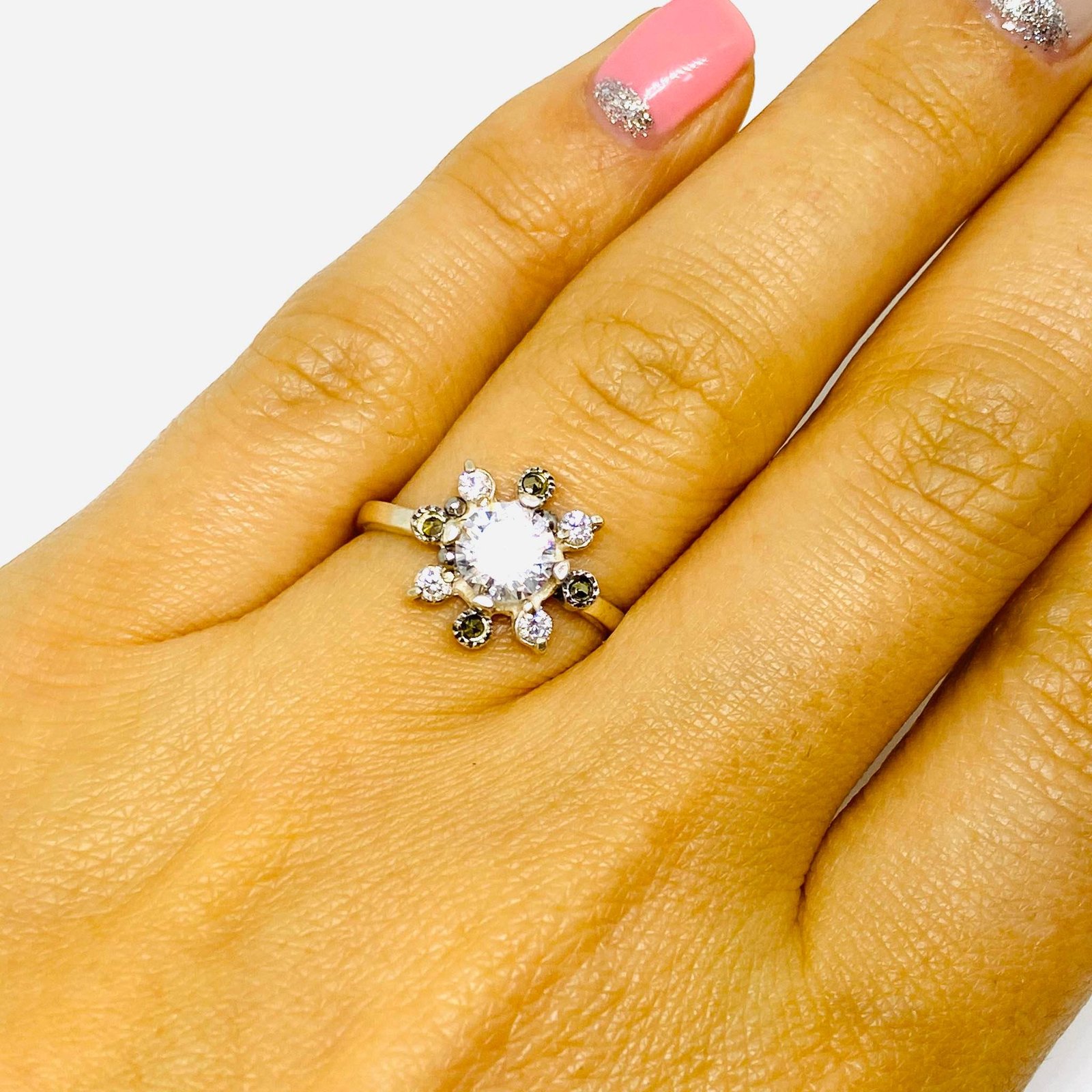 Anillo Roseta con cubics y Marquesitas Plata Italiana