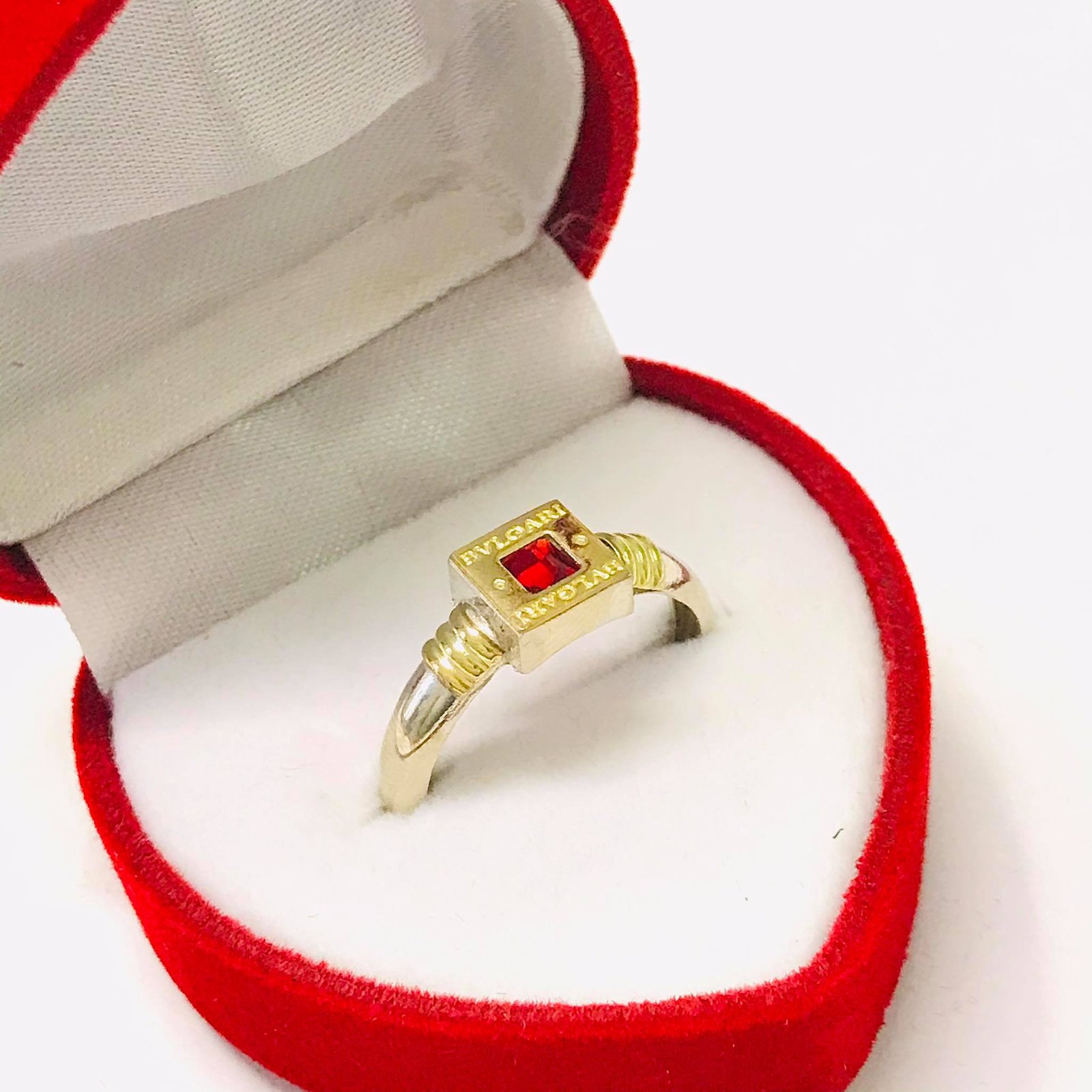 ANILLO BVLG cuadrado Rubi de Plata y oro