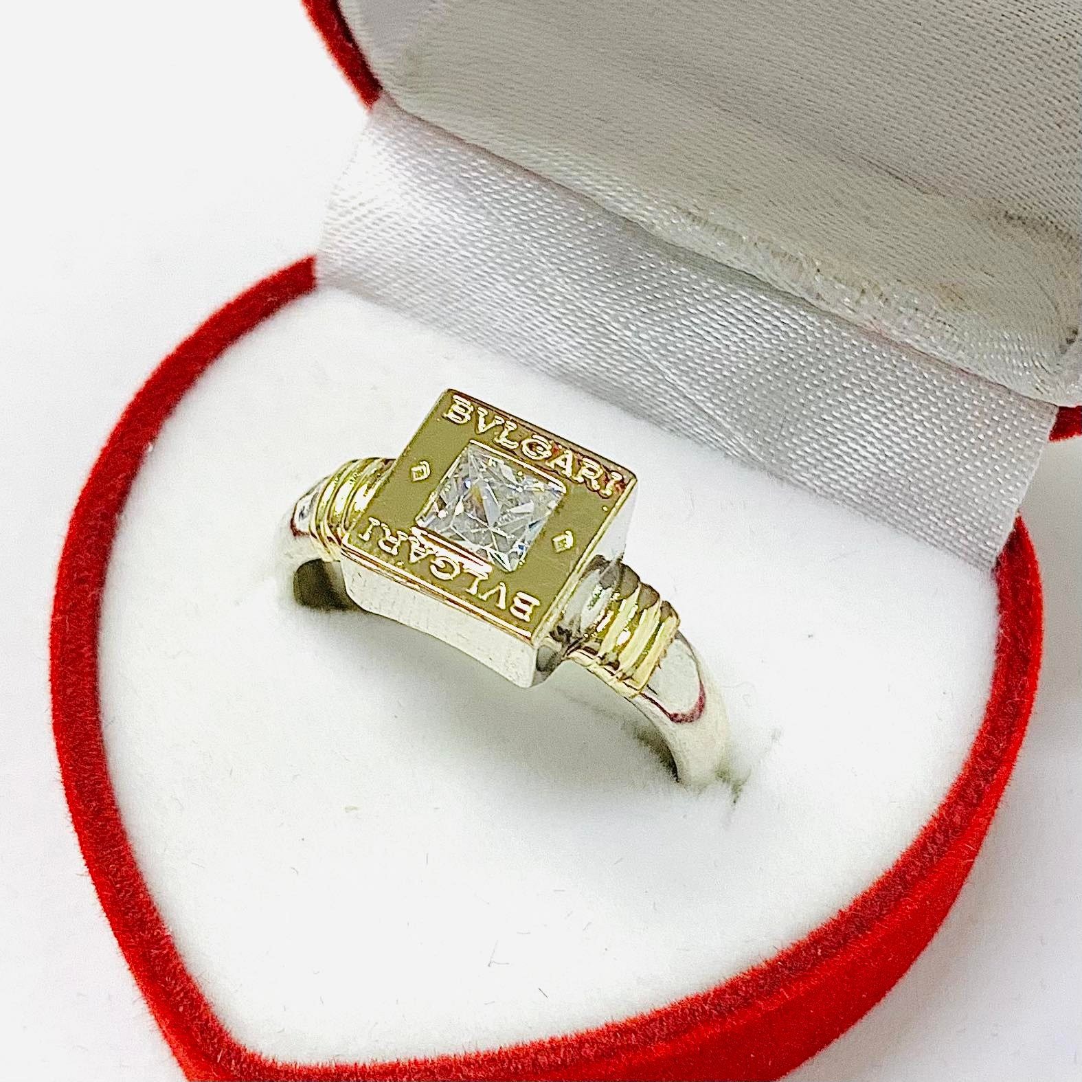ANILLO BVLG cuadrado mediano Blanco de Plata y oro