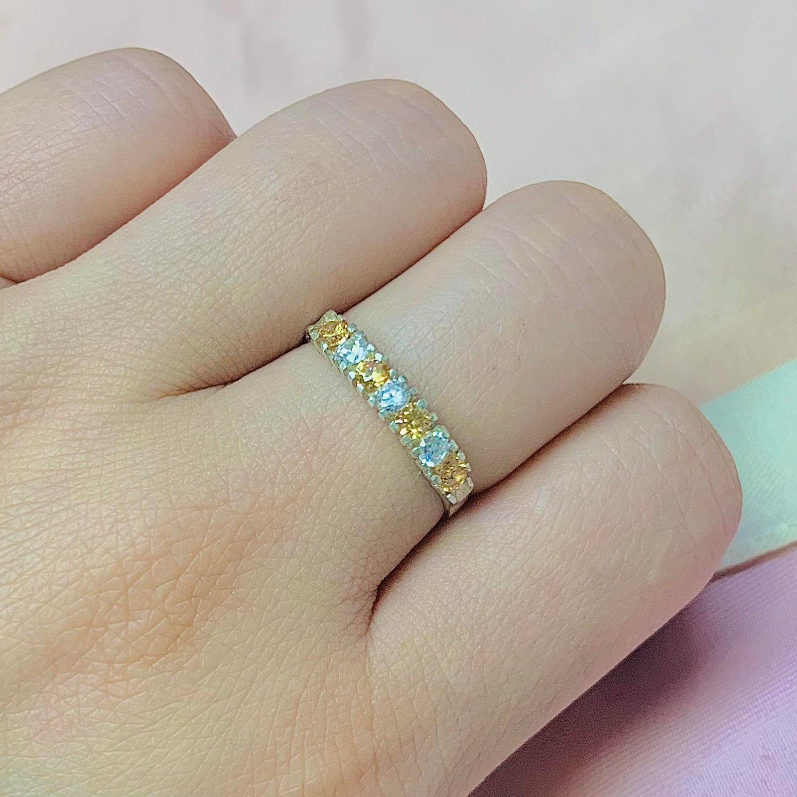 Anillo Medio sin fin Blanco con ambar de Plata 925