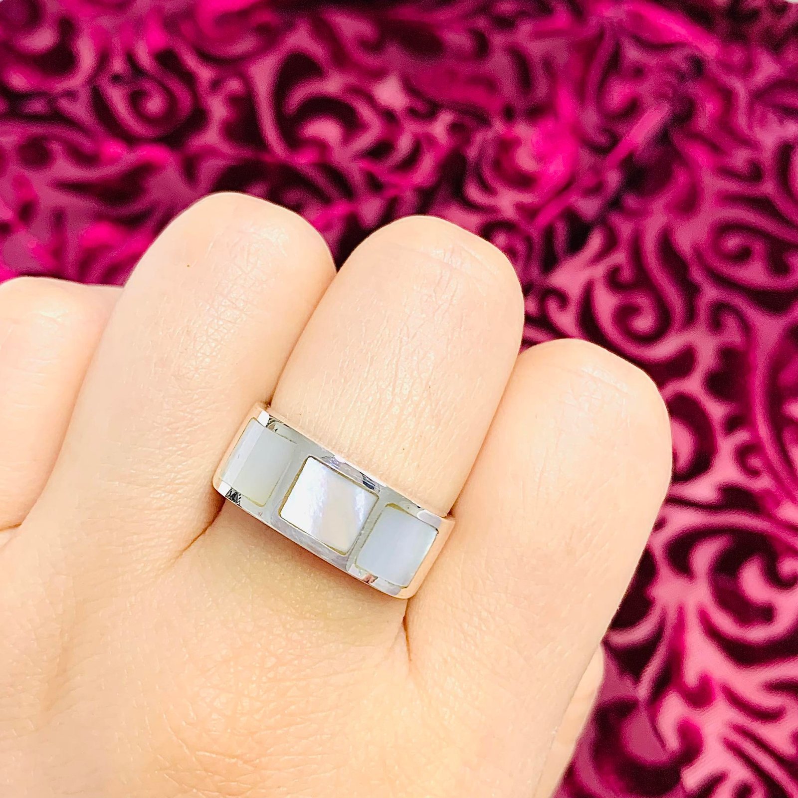 Anillo con Piedras Naturales de Plata Peruana